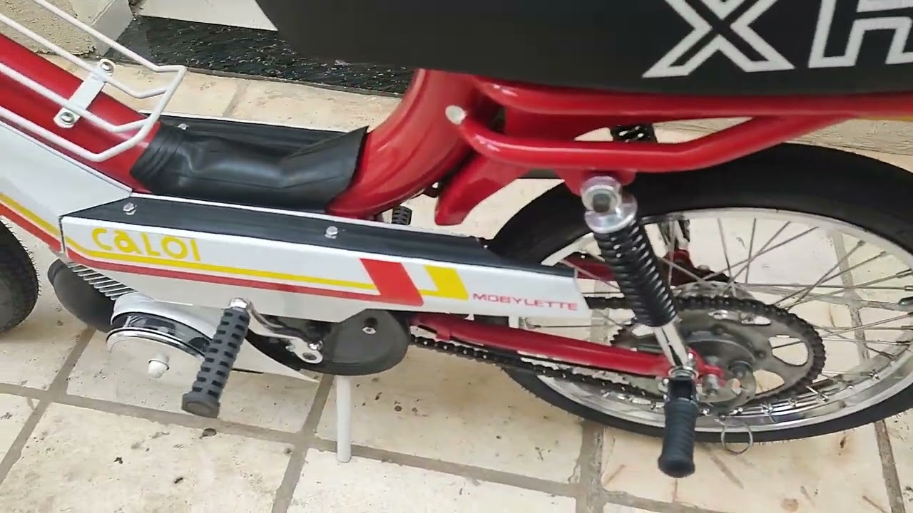 Mobilete 87 Caloi totalmente restaurada com motor original contando ...