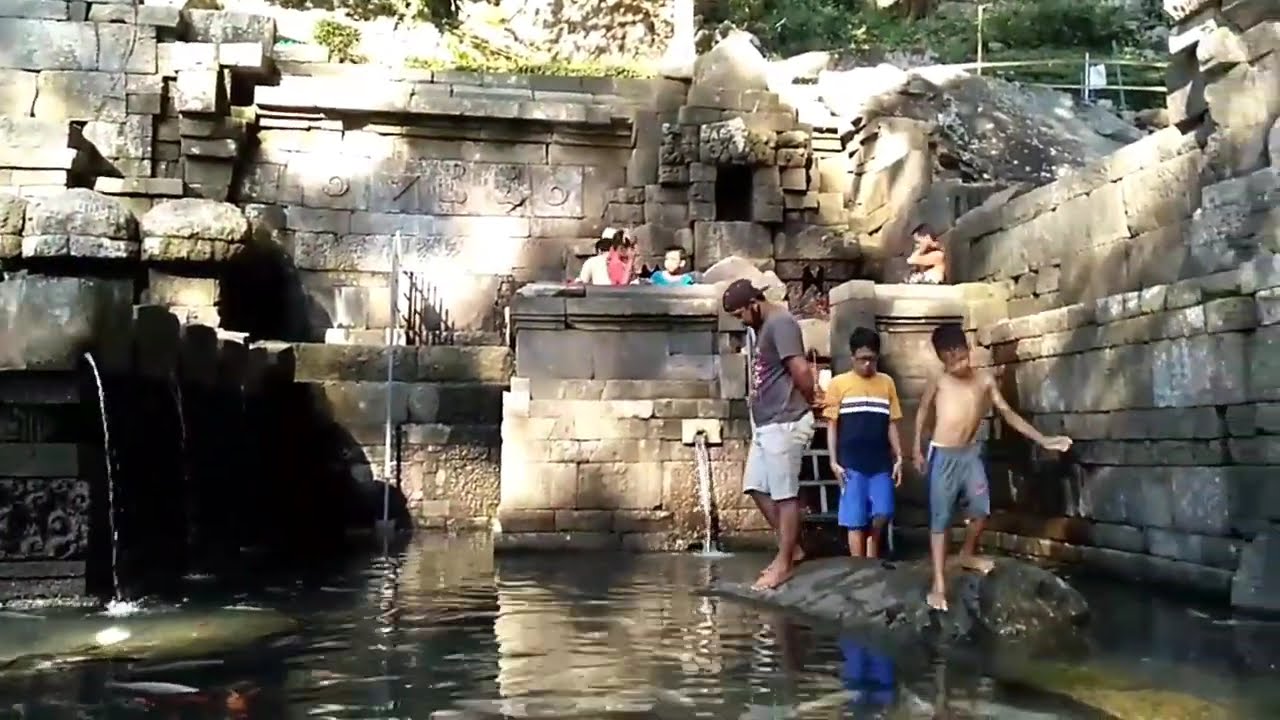 Suasana PEMANDIAN JOLOTUNDO Disiang hari_Trawas Mojokerto - YouTube