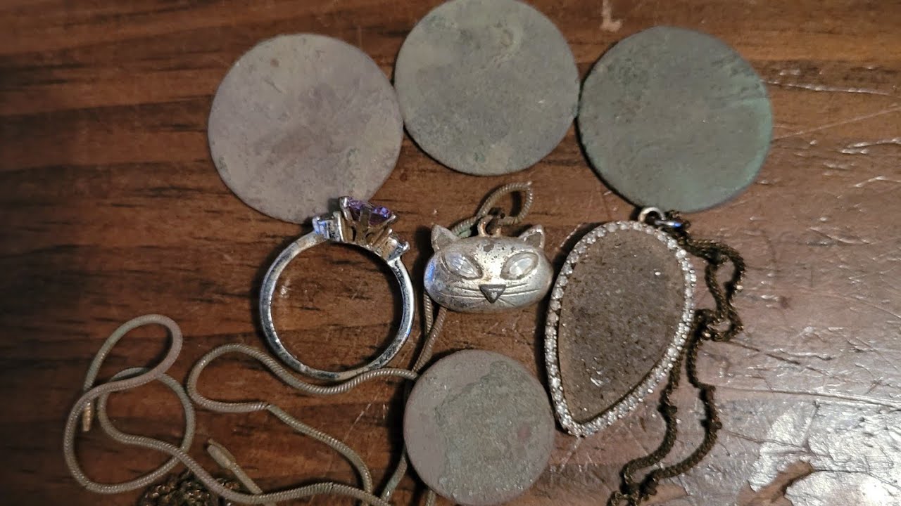 Jewelry and COLONIAL COINS!! Plus a bunch of relics along the way ...
