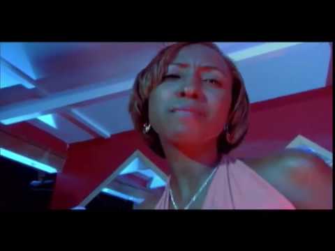 Lisa J Weekes Feat. Leebo Hold Me Close - YouTube