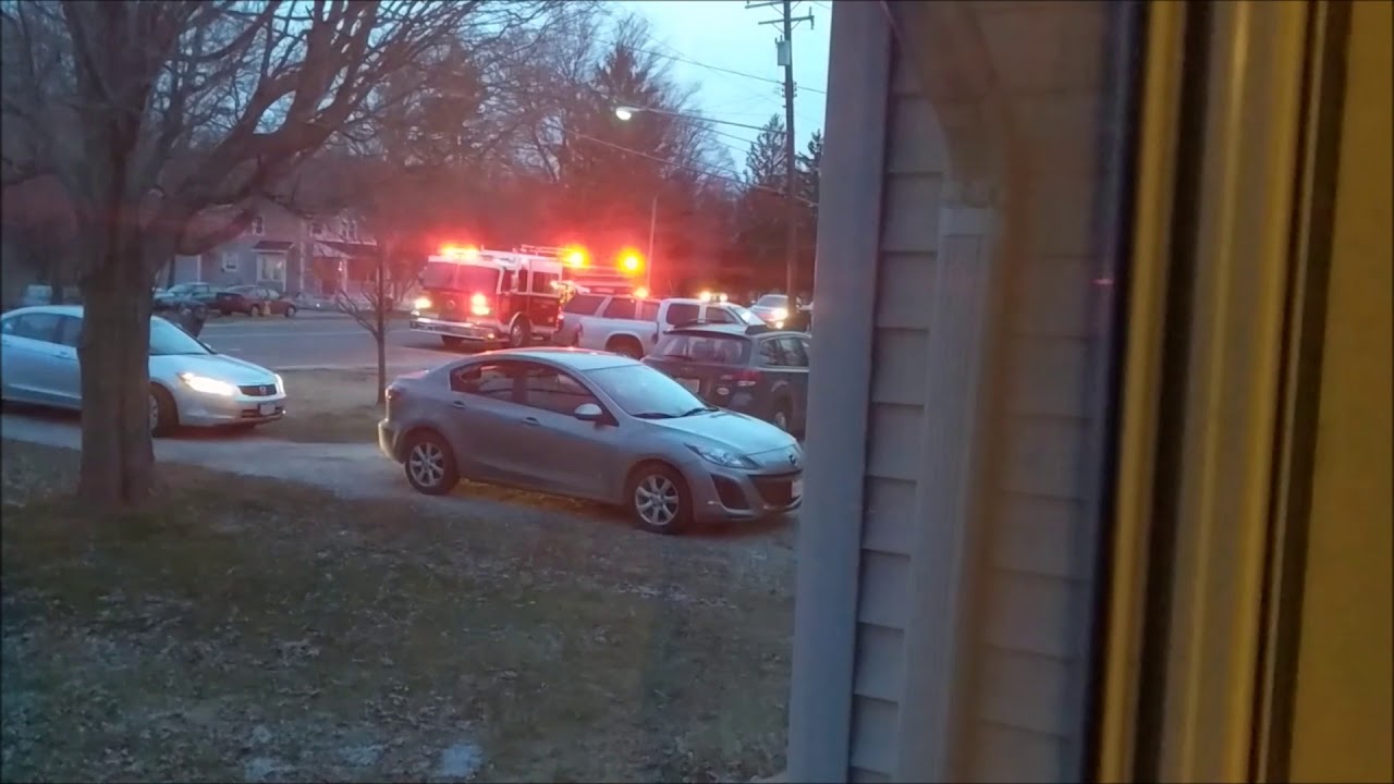 Neighbor Catches Back Yard On Fire - YouTube