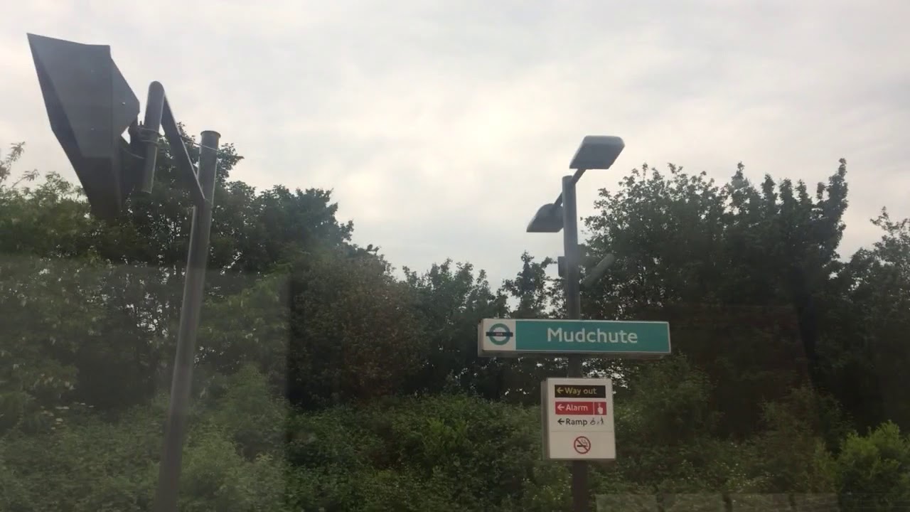DLR Departing at Mudchute - YouTube