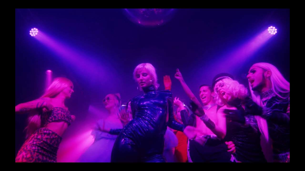 BEATRICE QUINTA - Sugar Daddy - YouTube