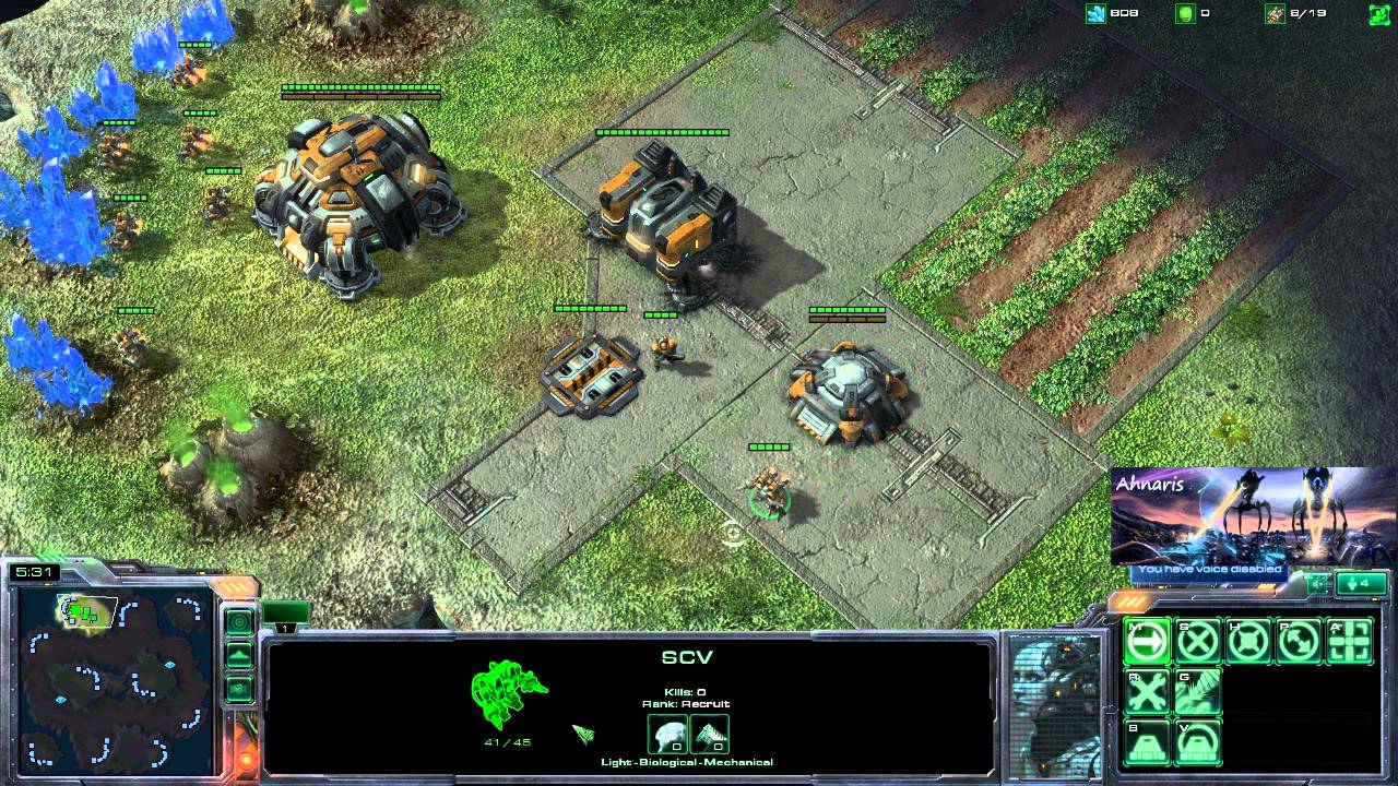 SC2 Multiplayer Bug? SCV + Bunker = Self Repairing SCV! - YouTube