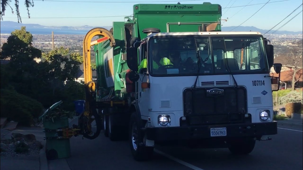Garbage Day In Hayward Highlands | 107114 On Yard Waste - YouTube