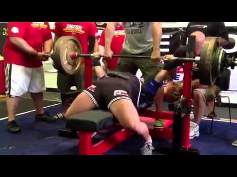 BENCH PRESS - Laura Phelps-Sweatt 250kg (540lbs) - YouTube