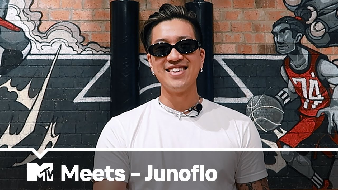 Junoflo Plays Karaoke Roulette: His Morning Routine Freestyle | MTV ...