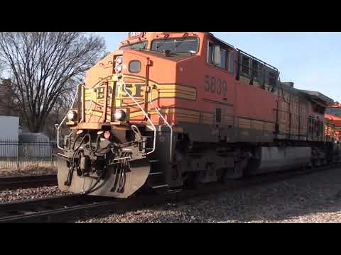 BNSF #5839 Leads WB OGEX Coal Train with Executive MAC DPU. Olathe, KS 12/2/22 - YouTube