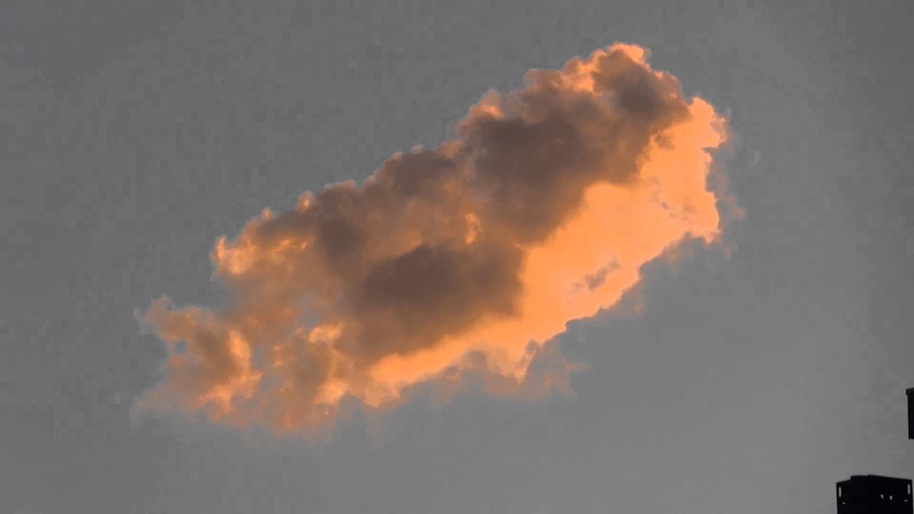 Appearing and Disappearing clouds - YouTube
