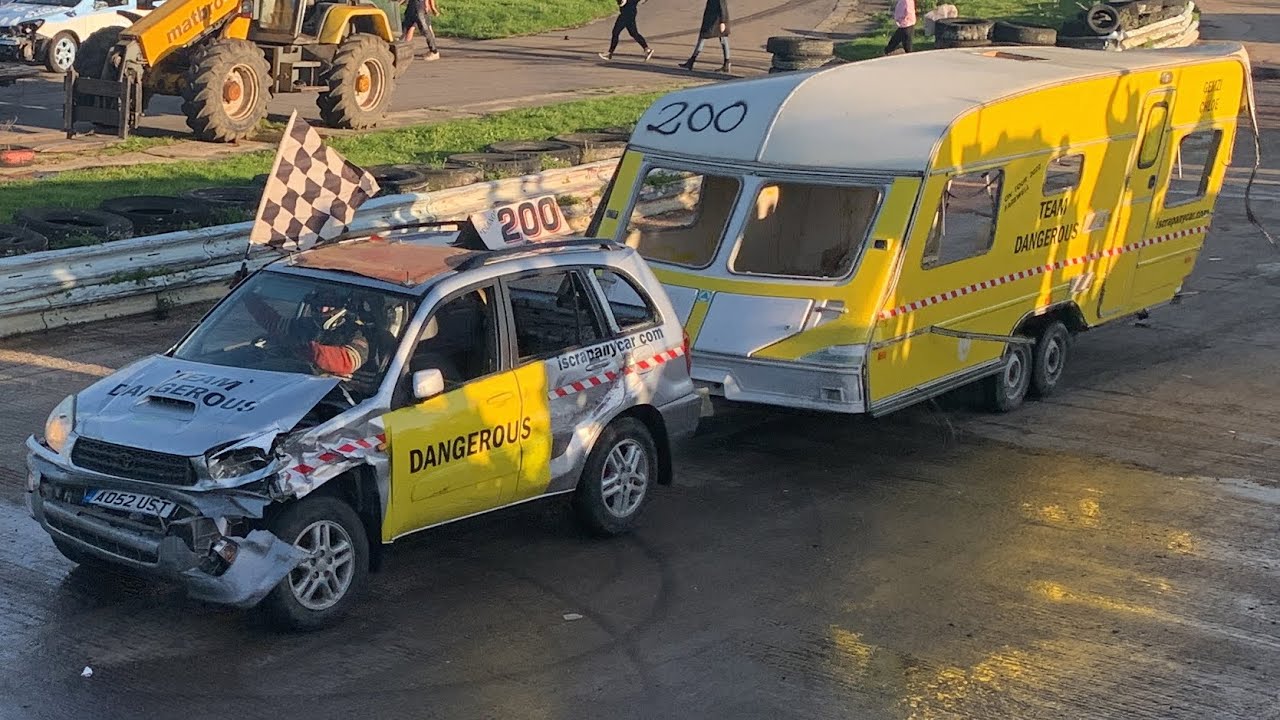 Angmering Oval Raceway Caravan Chase 2/10/22 - YouTube