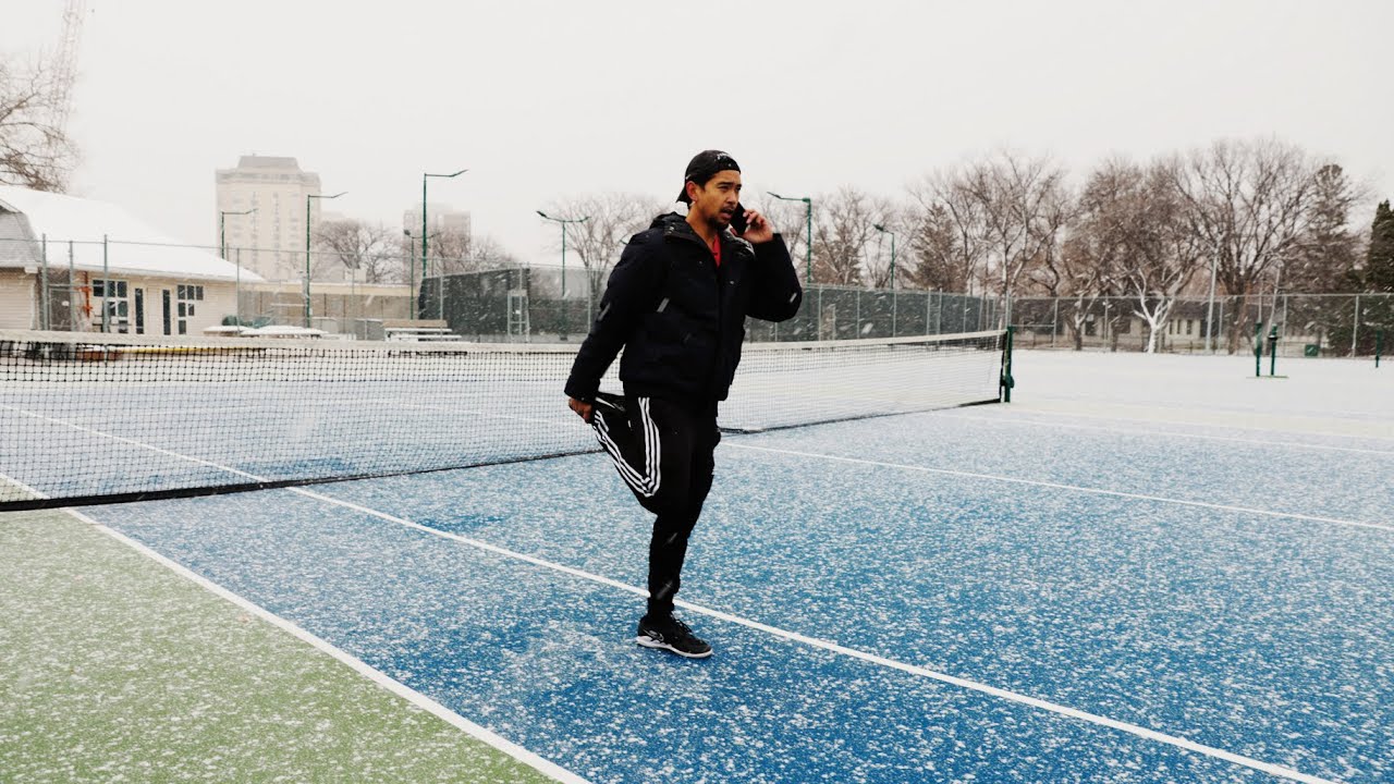 Tennis in WINTER: When you REALLY want to play... - YouTube
