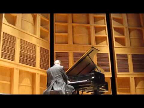 Nikolai Lugansky plays Chopin Polonaise Herioque - YouTube