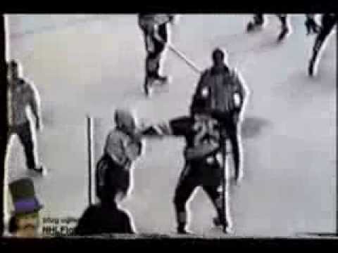Hockey Fights: Jeff Harding vs. Rob Ray (Bears vs. Amerks) - YouTube