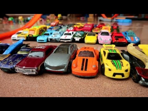 ALYA EMIR OMAR MAIN HOTWHEL & DINOSAURUS - YouTube