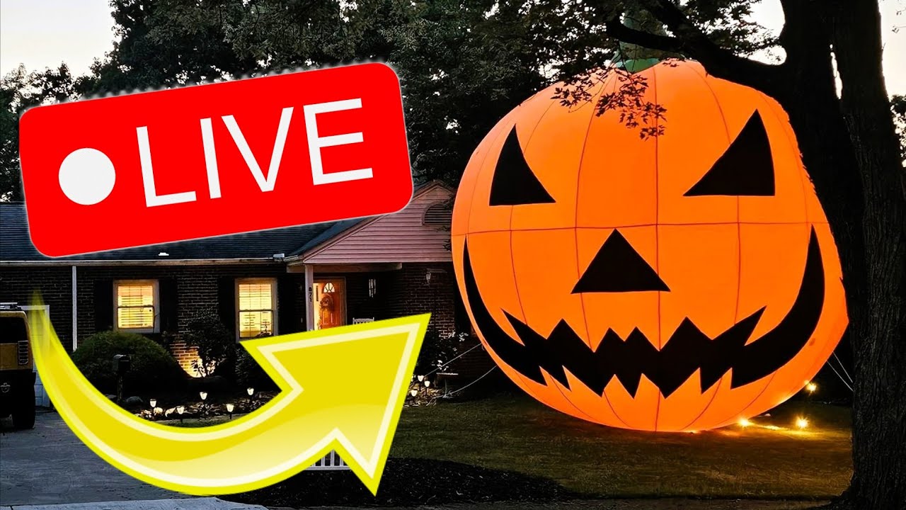 LIVE TRICK OR TREATING WITH THE GREAT PUMPKIN! - YouTube