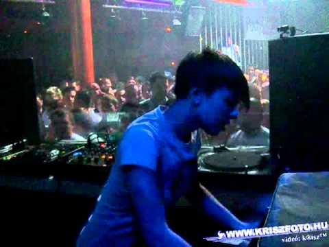 Nastia a.k.a. DJ Beauty live @ Club Helka, Balatonfured 13/03/11 P03 ...