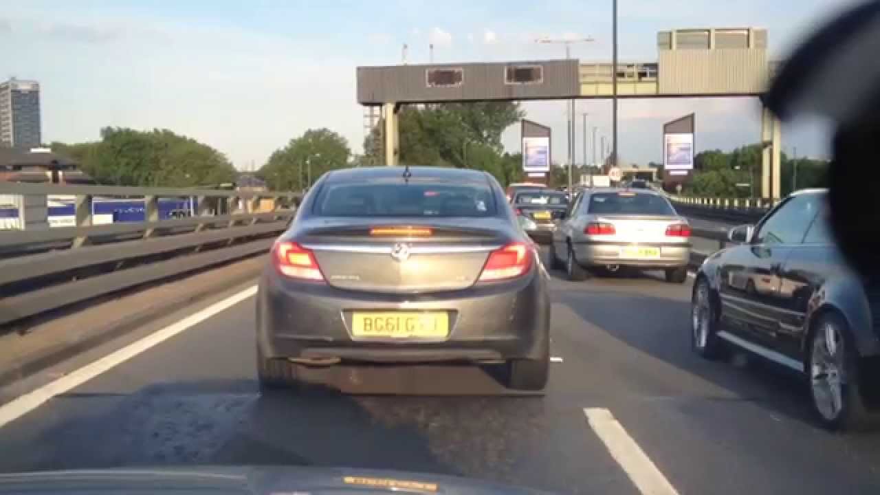 From London heathrow airport via M4 flyover - YouTube