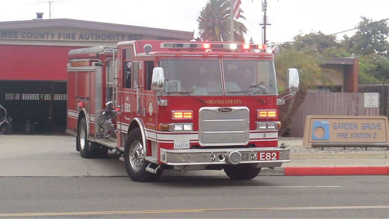 OCFA Engine 82 responding - YouTube