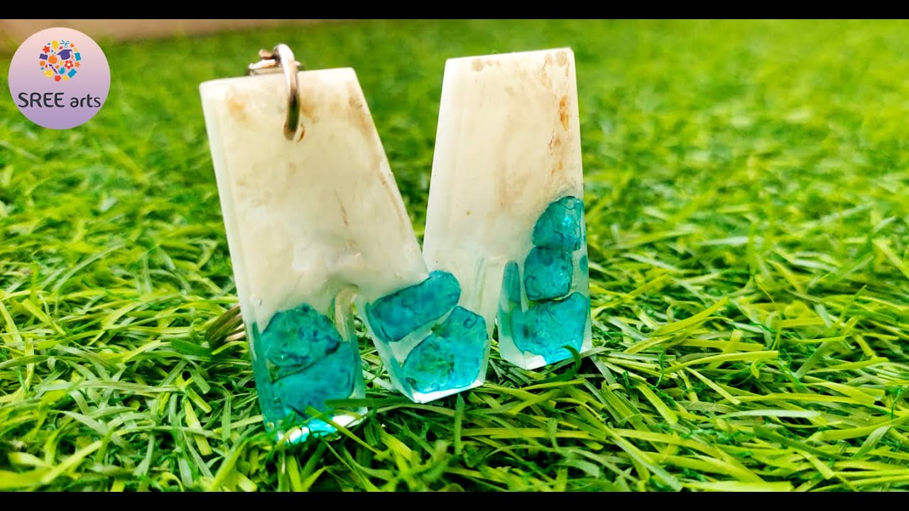 M letter keychain||alphabets keychains - YouTube