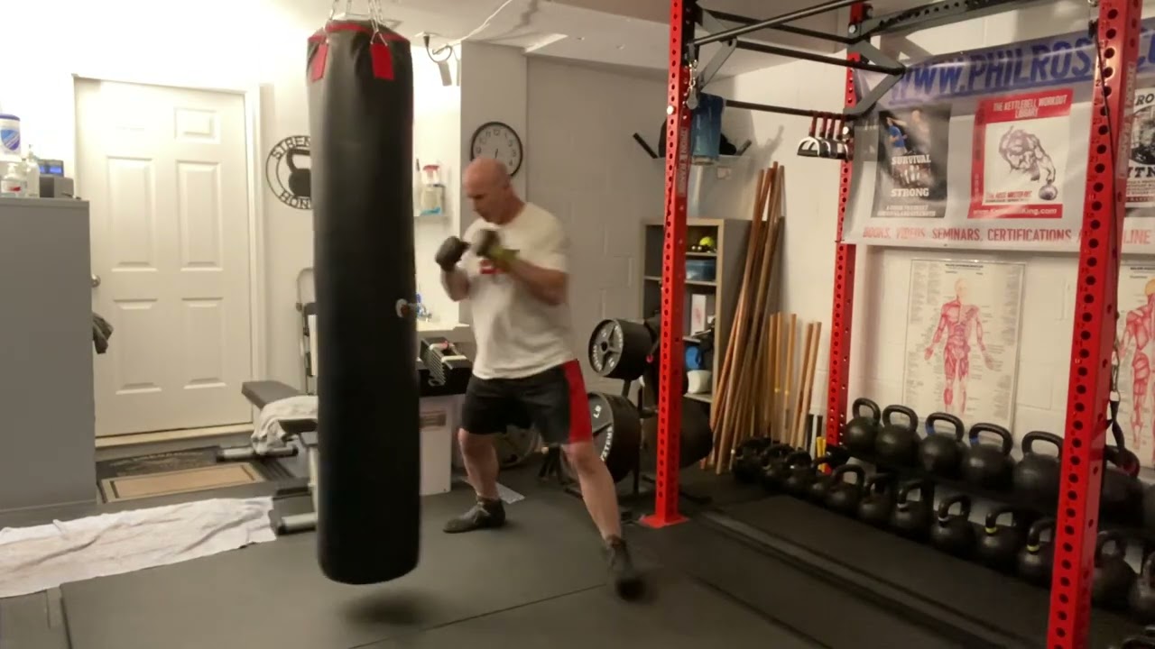 1,1,2 Boxing Combination - YouTube
