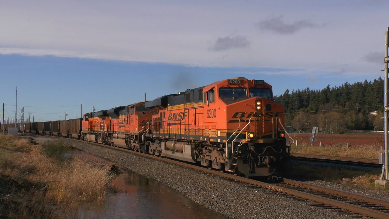 BNSF 6200 at Colebrook + Meet + More (2015-11-15) - YouTube
