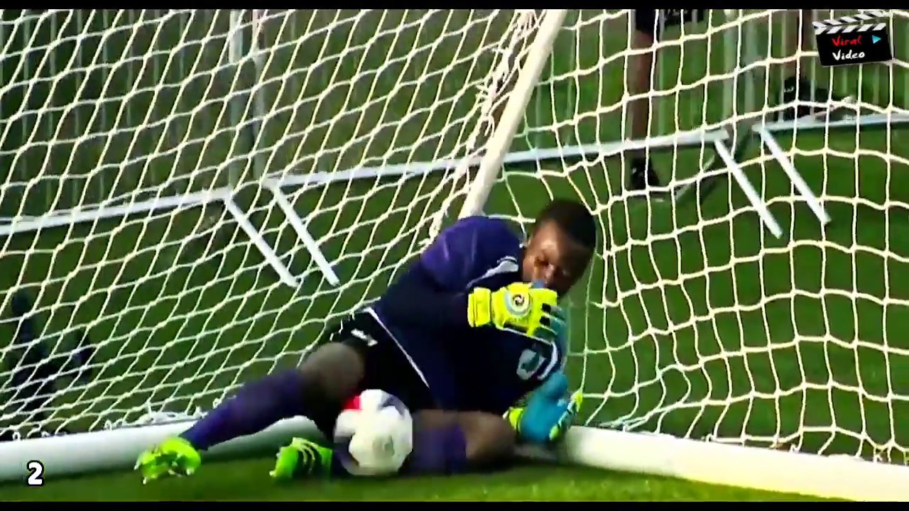 Amazing Viral Most Stupid Goalkeeper Mistakes In Football. Worst ...