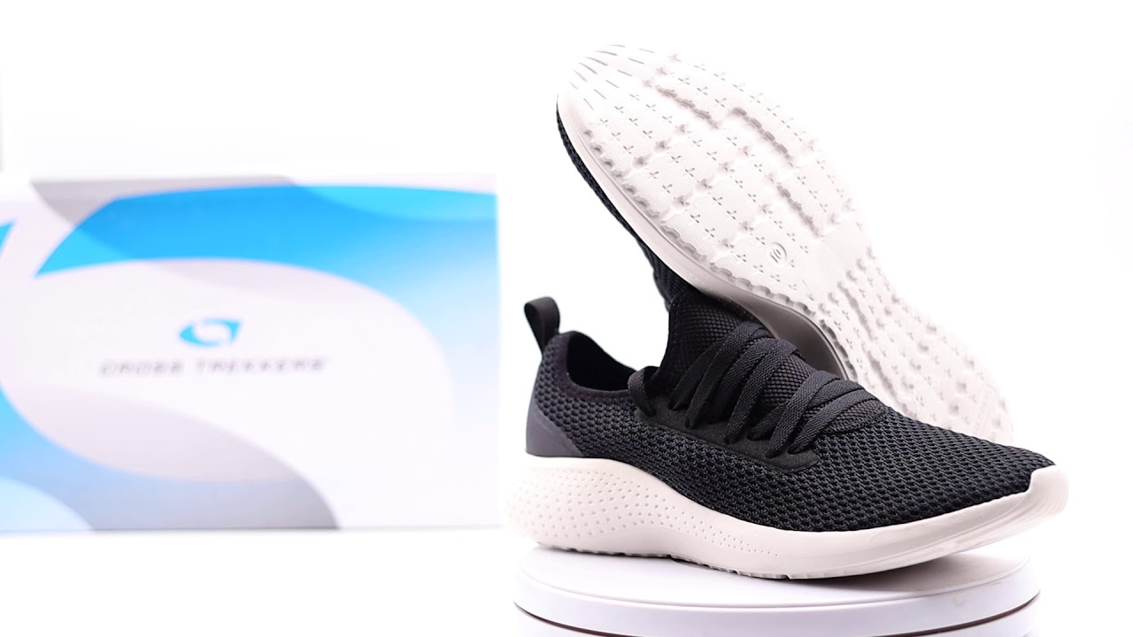 CROSS TREKKERS By USA (Black/White)(1) - YouTube