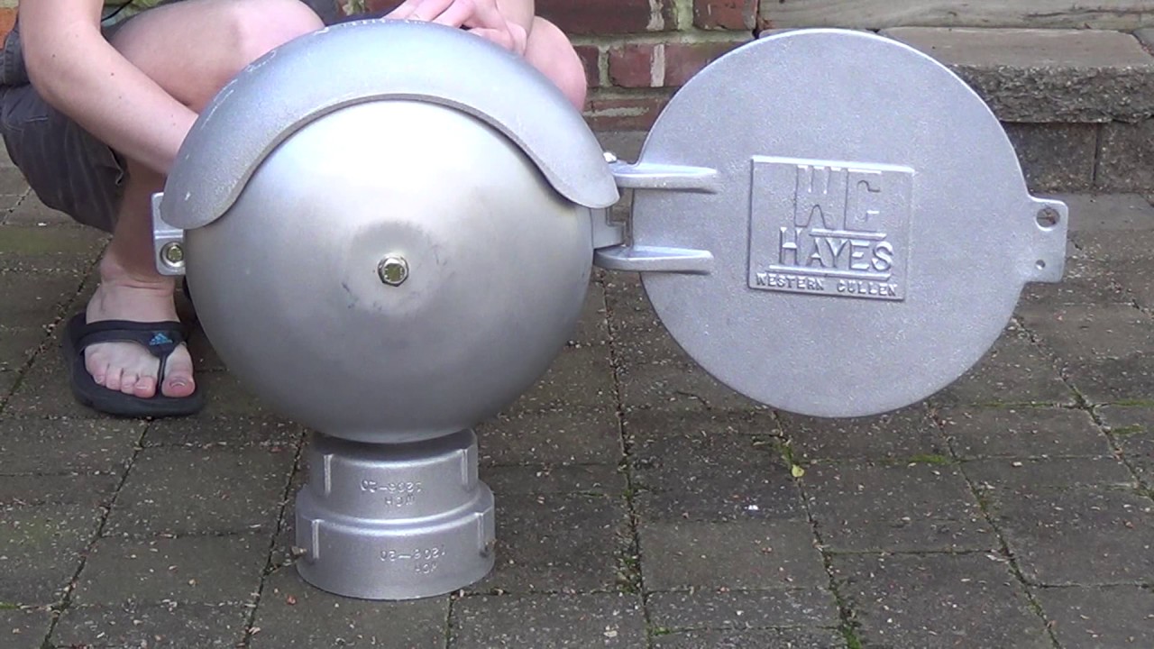 Manually Ringing my WCH 0333 Mechanical Crossing Bell - YouTube
