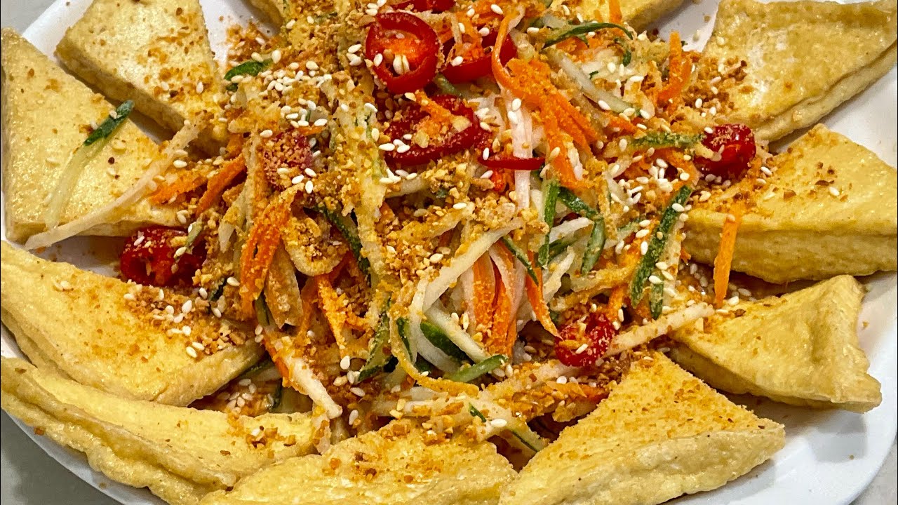 Appetizing cucumber salad & tofu with a secret ingredient / Kerabu ...