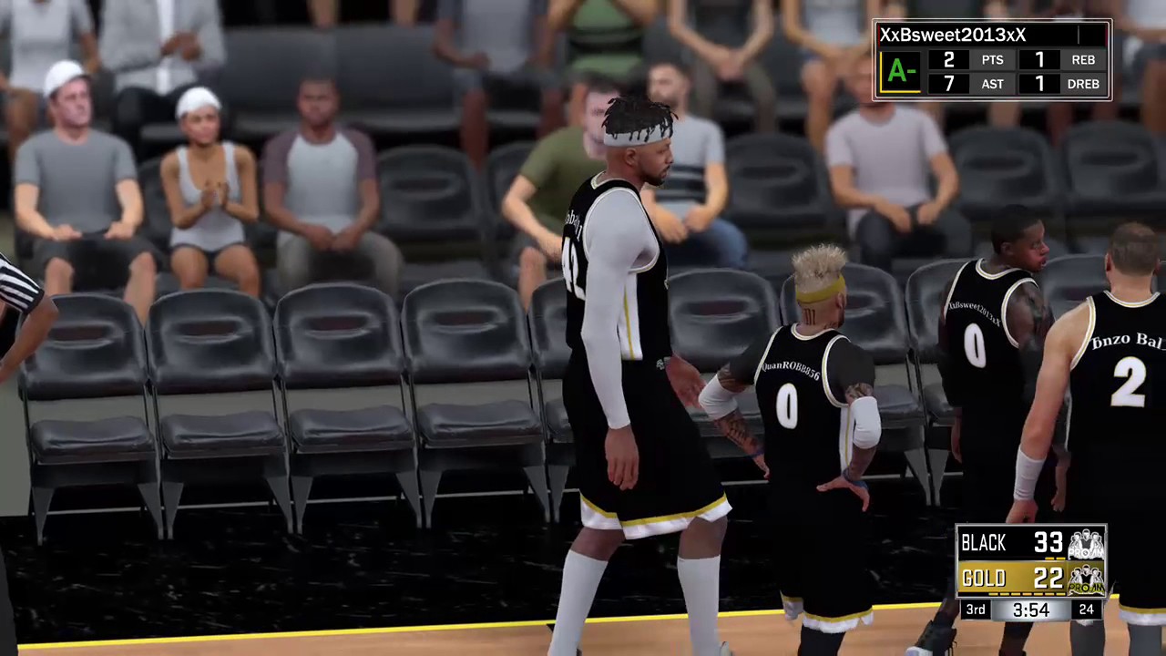 Just running with ppl - YouTube