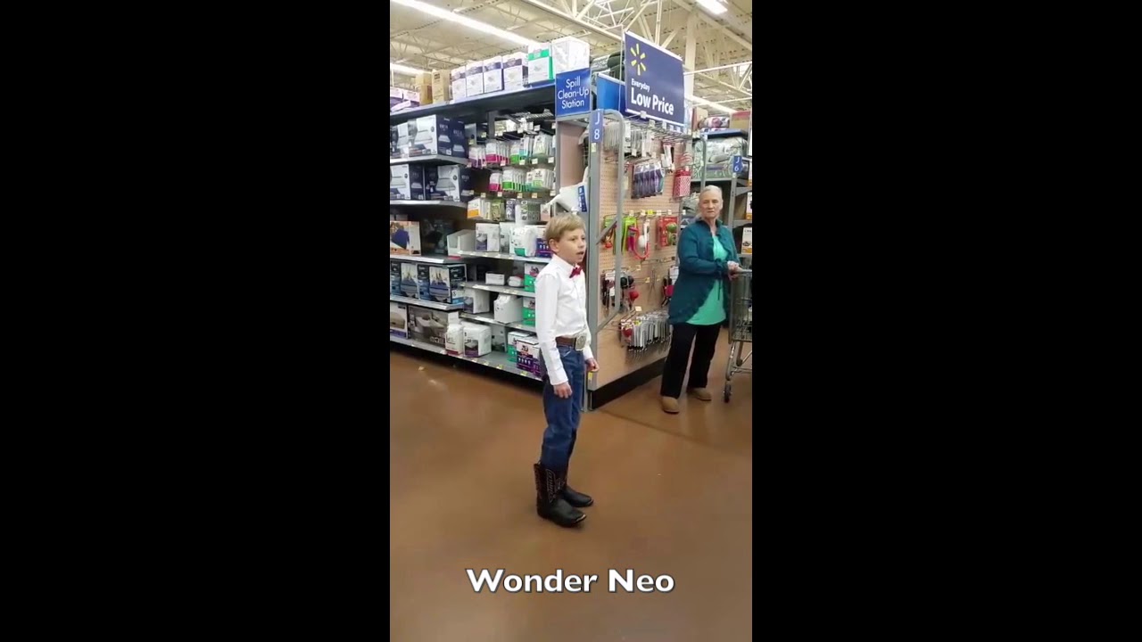 Walmart kid yodelling but he's singing "I wanna go home" by sandy ...