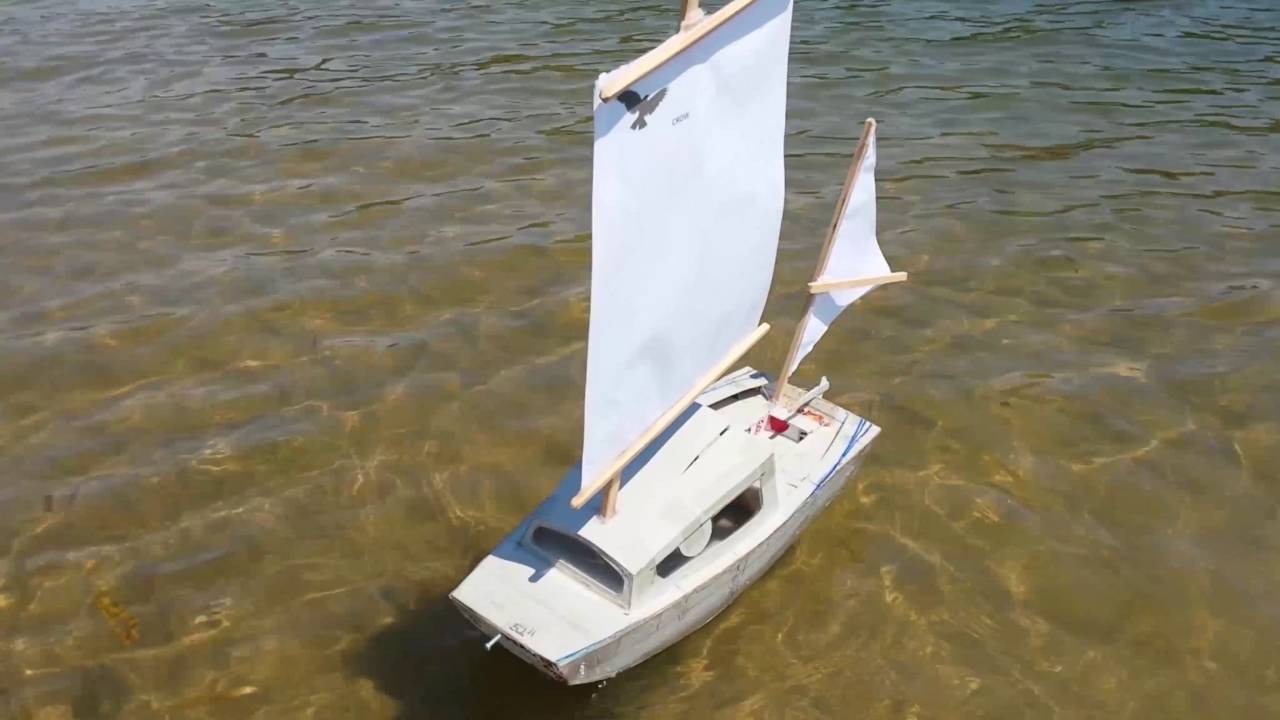 CROW, a 16' pram bow, shoal draft beach cruiser... - YouTube