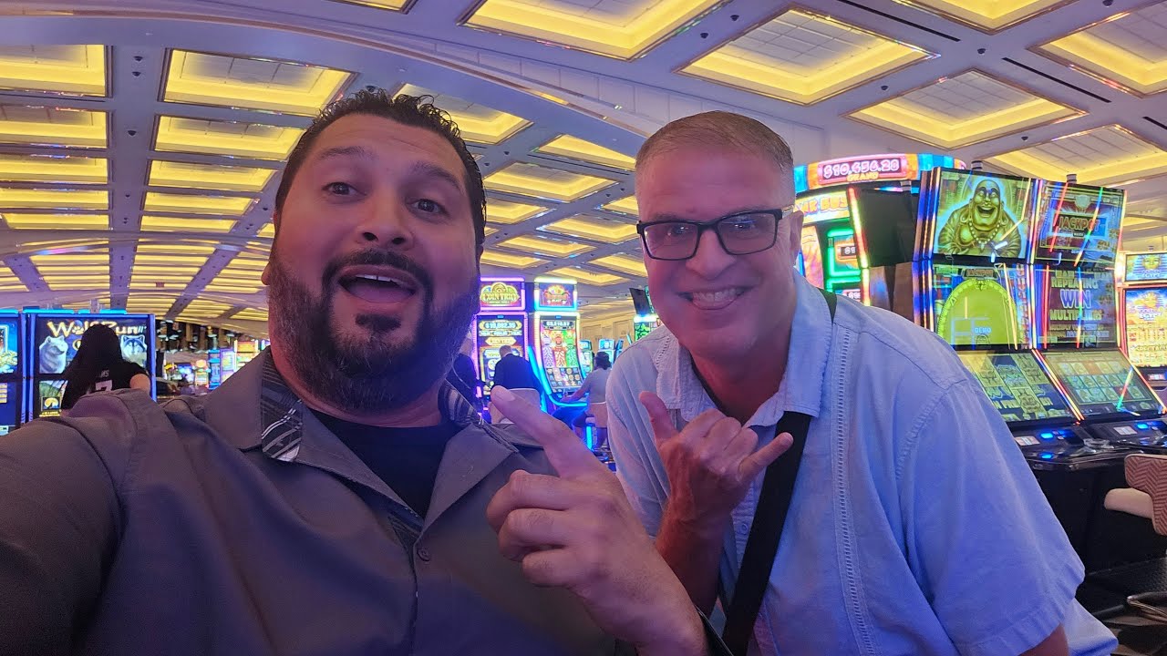 Live at Resorts World With the Mod Father! - YouTube