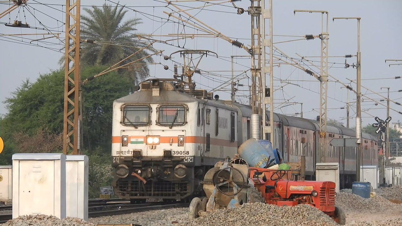 [2 in 1] LHB action of Duranto and Antyodaya express with tata wap7 ...