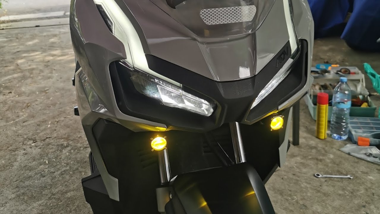 Honda adv 160 ติดตั้งไฟสปอร์ตไลท์ LED sunbeam รุ่น 40 วัตต์เหลืองต่ำขาว ...