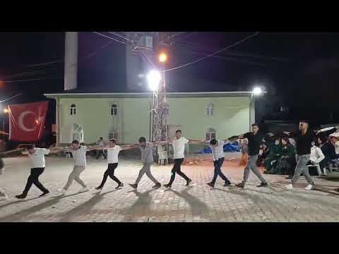 BAHÇEKONAK KÖYÜ GENÇLERİ muhteşem HALAYI Sazcı Adem seven farkıyla