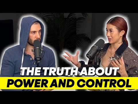 Life as a Vietnamese Coffee Shop Bikini Barista ft. Maria - Ep.084