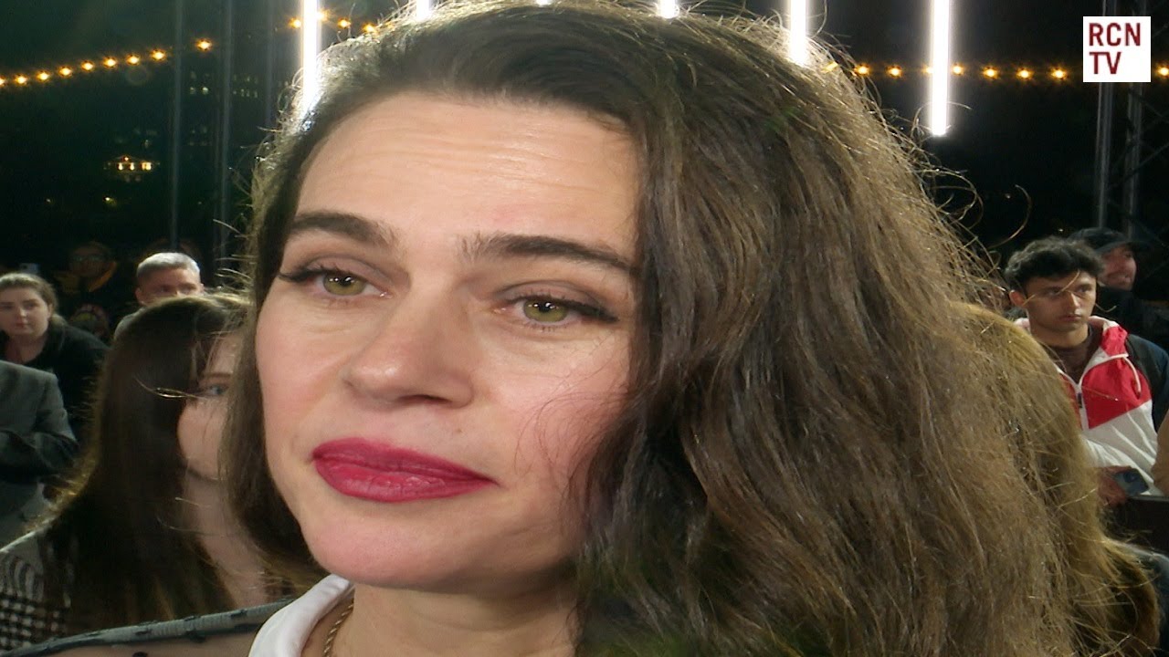 Producer Betsy Koch Interview The Menu Premiere - YouTube