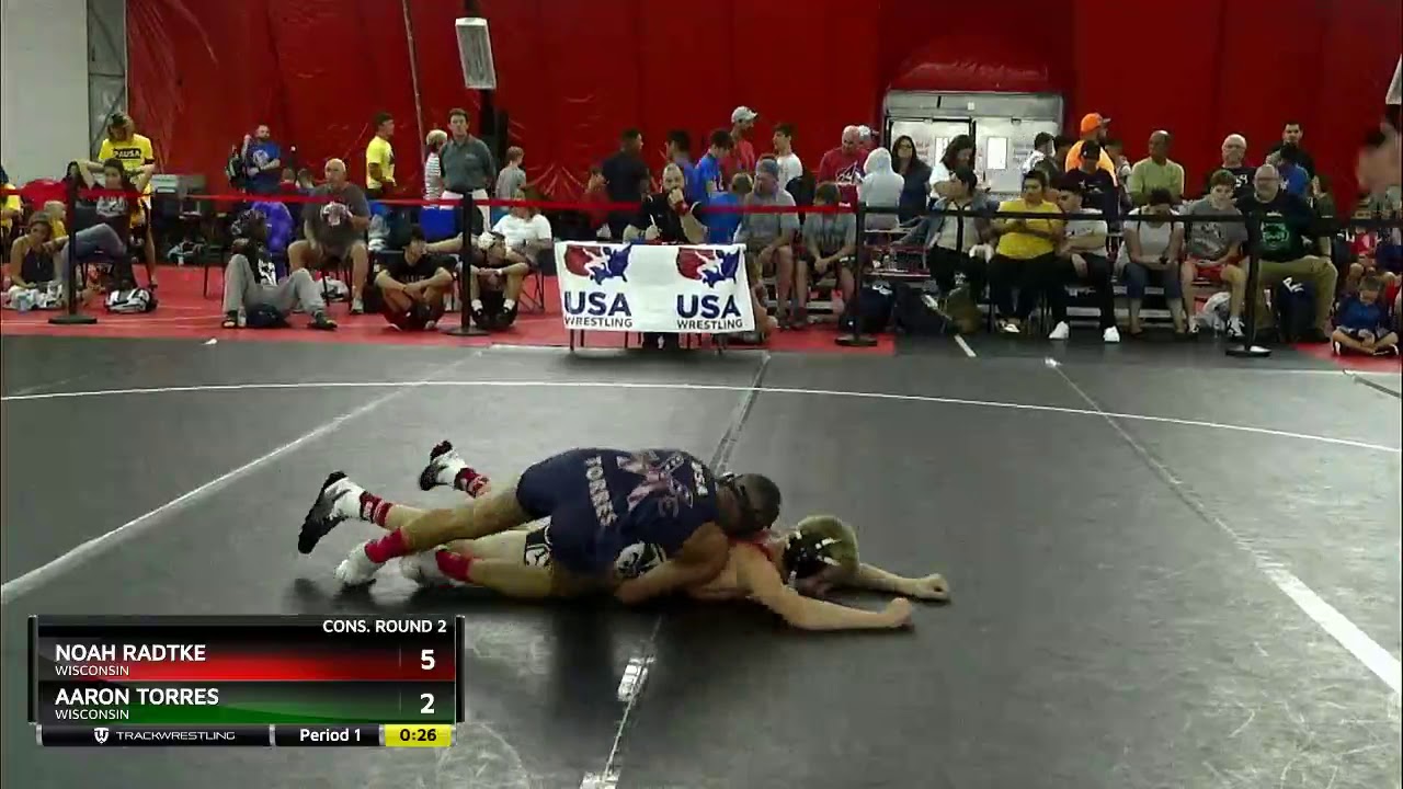 14U 102 Noah Radtke Wisconsin Vs Aaron Torres Wisconsin - YouTube