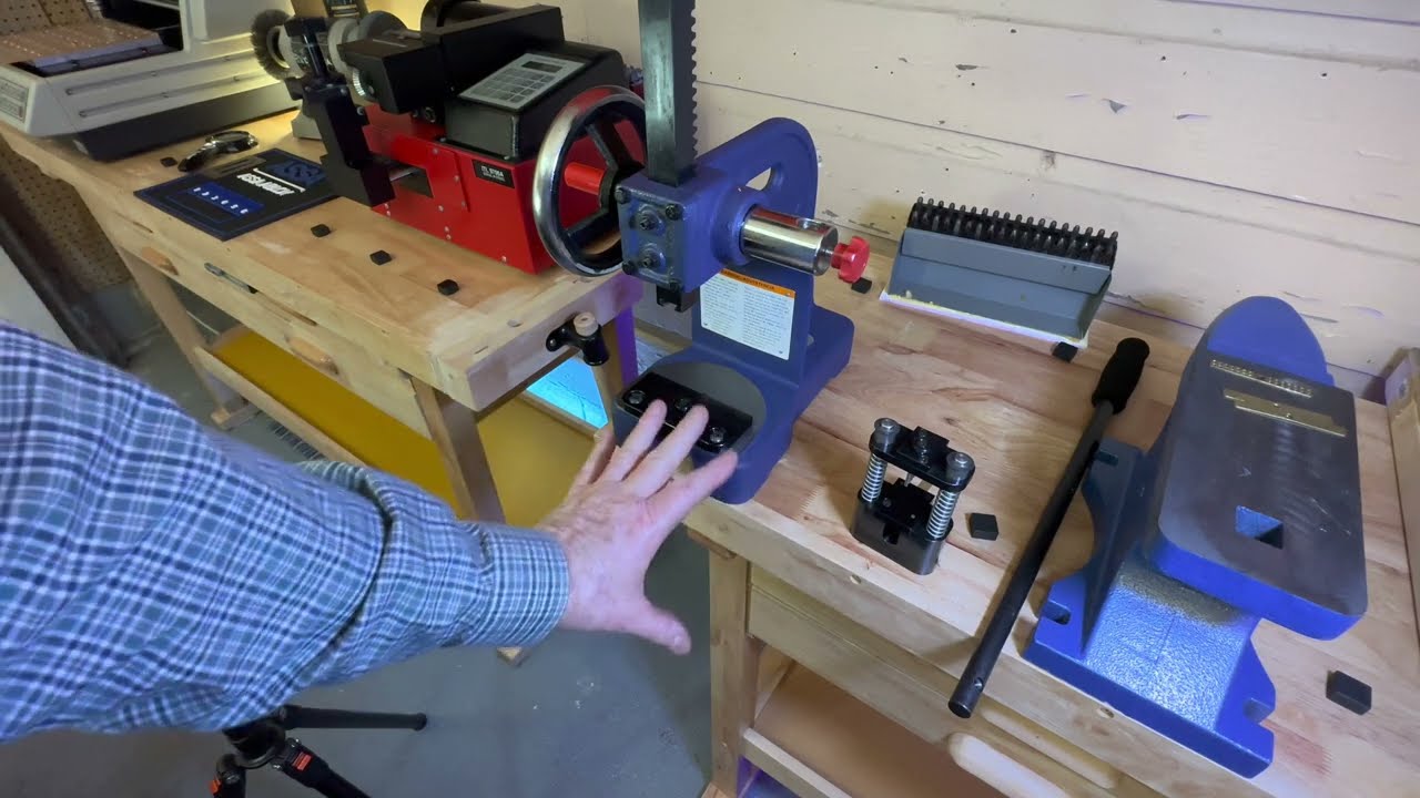 Lab IC-PRO Capping Press / Gutted / Greased and Big Review - YouTube