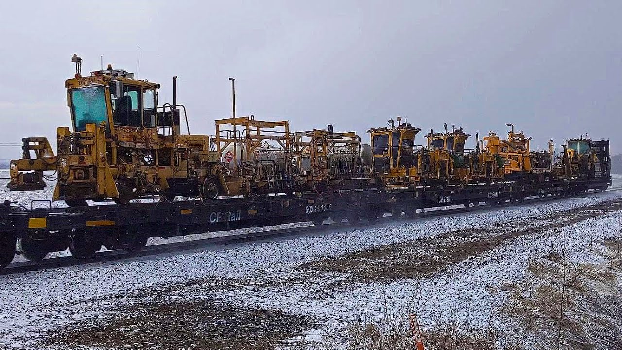 Train Track Repair Equipment on the Move - YouTube