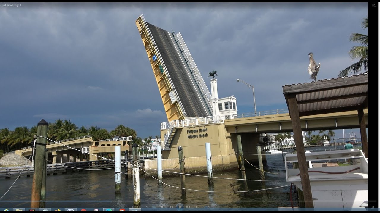 Pompano Beach Hillborro Beach Drawbridge opening and closing - YouTube