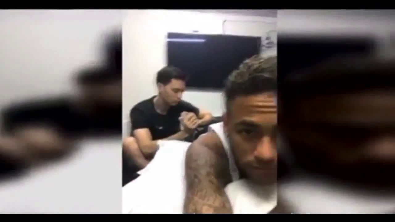 NEYMAR getting PSG TATTOO - YouTube