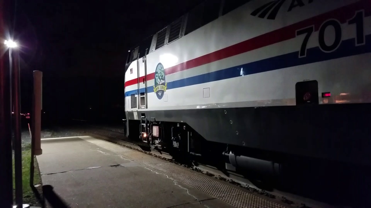 Amtrak #701 leads the Empire Service towards Niagara Falls at BUF ...