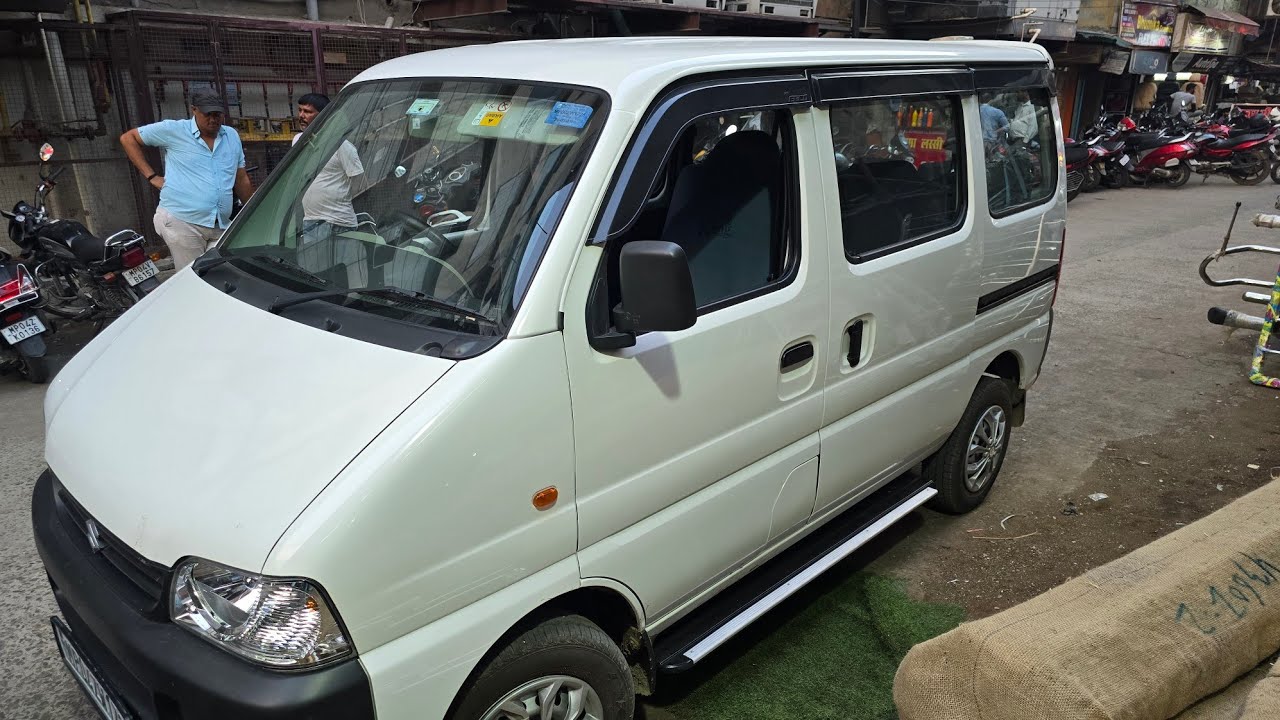 MARUTI SUZUKI EECO STAR | SIDE STEPS AND REAR SEAT INSTALLATION 🔥 - YouTube