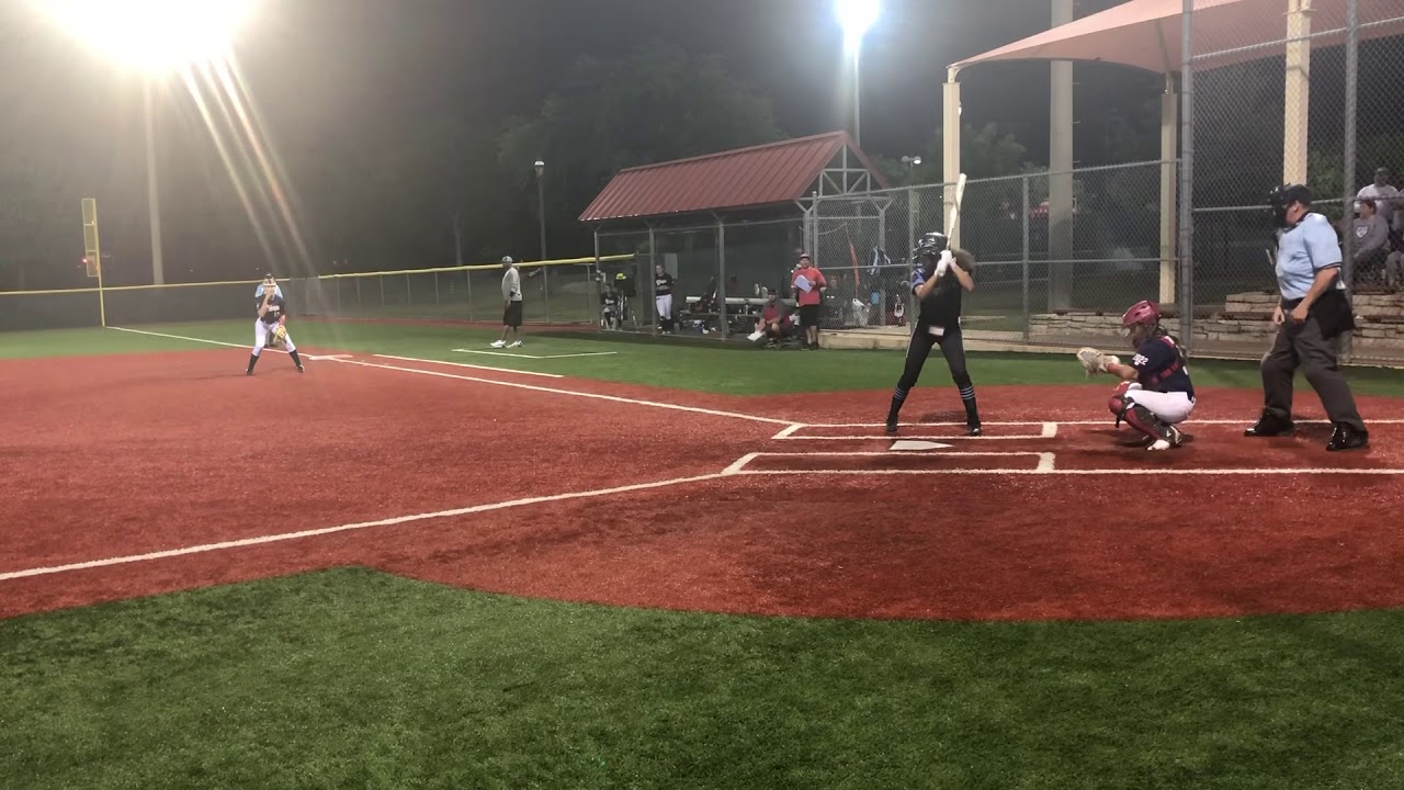 14u fastpitch Softball - YouTube