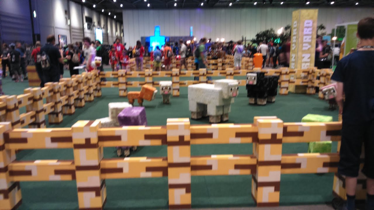 Minecon 2015 Vlog | Day 1 part 2 Meeting youtubers | w/ budgie - YouTube