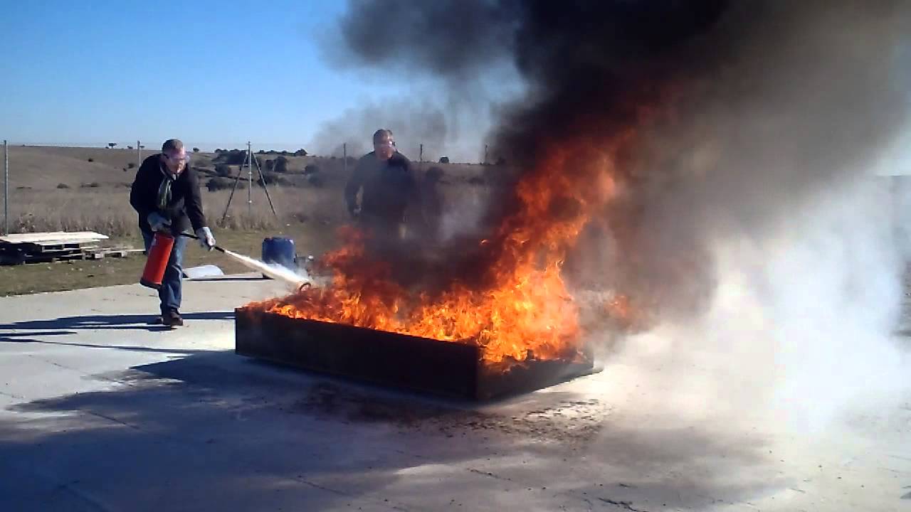 Práctica Extinción de Incendios - YouTube