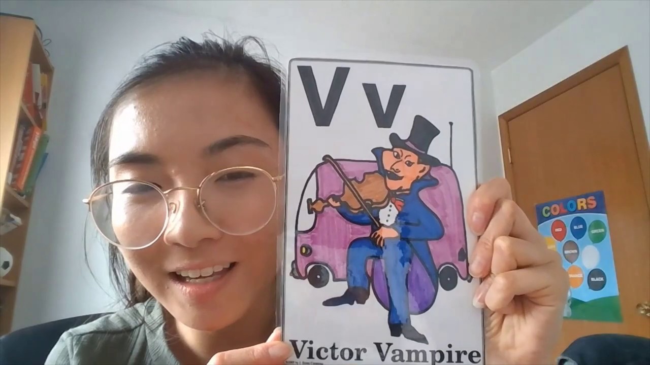 Animated Literacy Victor Vampire - YouTube