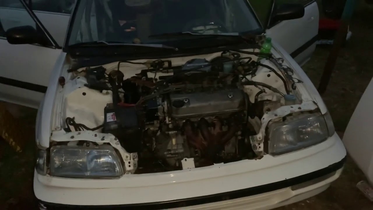 Civic engine swap first start - YouTube